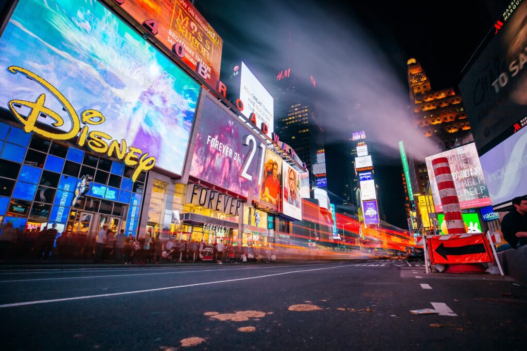 Effective Digital Signage: The Effects of DOOH on Your Marketing