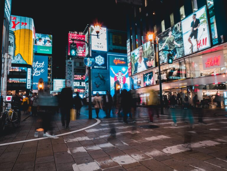Four Reasons Why Place Based Media Is The Way Of The Future