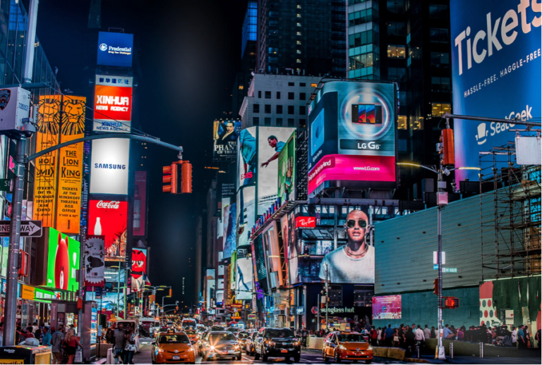 5 Top Design Tips for a Successful DOOH Campaign - The Neuron